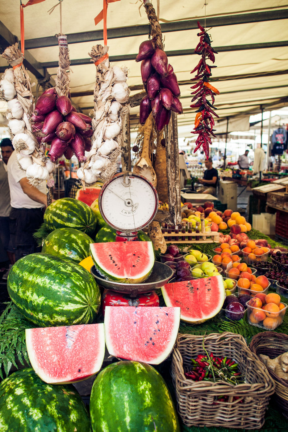 A Journey Through Italian Markets - Life & Thyme