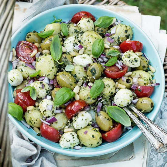 A Perfect Summer Picnic - lifeandthyme