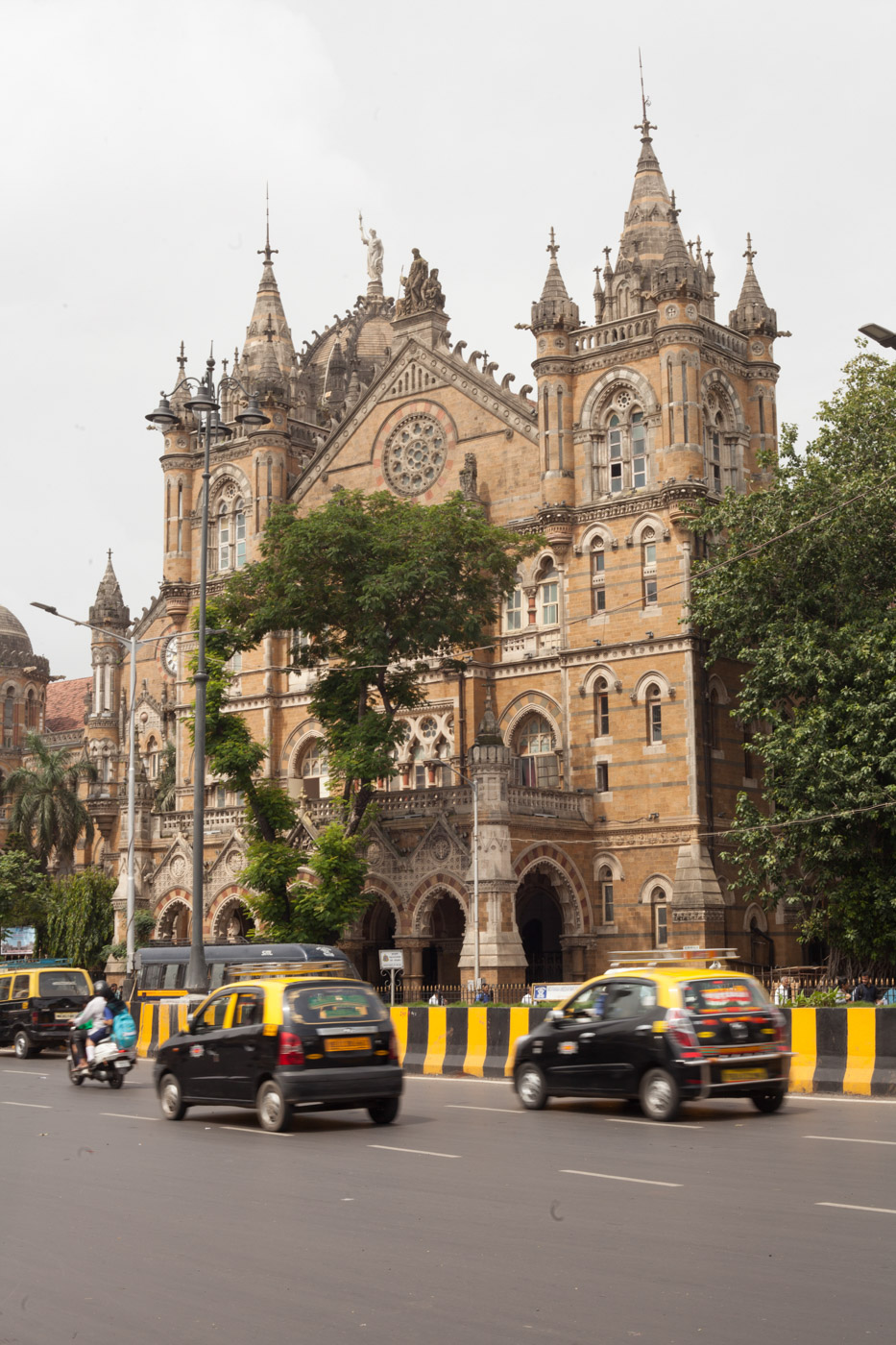 A Mumbai City Guide - Life & Thyme